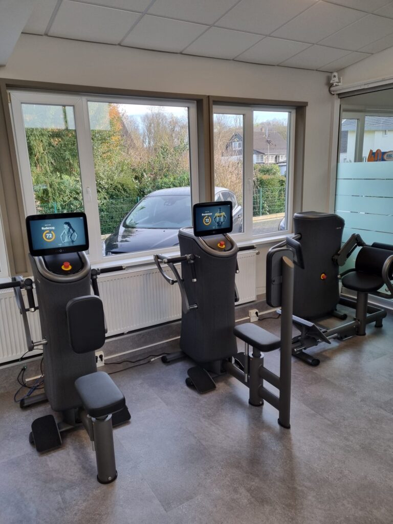 Die neuen EGYM-Geräte sind da – und bereit für den Start! - Sport-Studio Aggertal e.K.